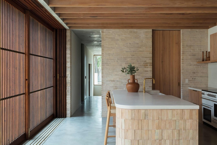 Curl Curl House - TRIAS