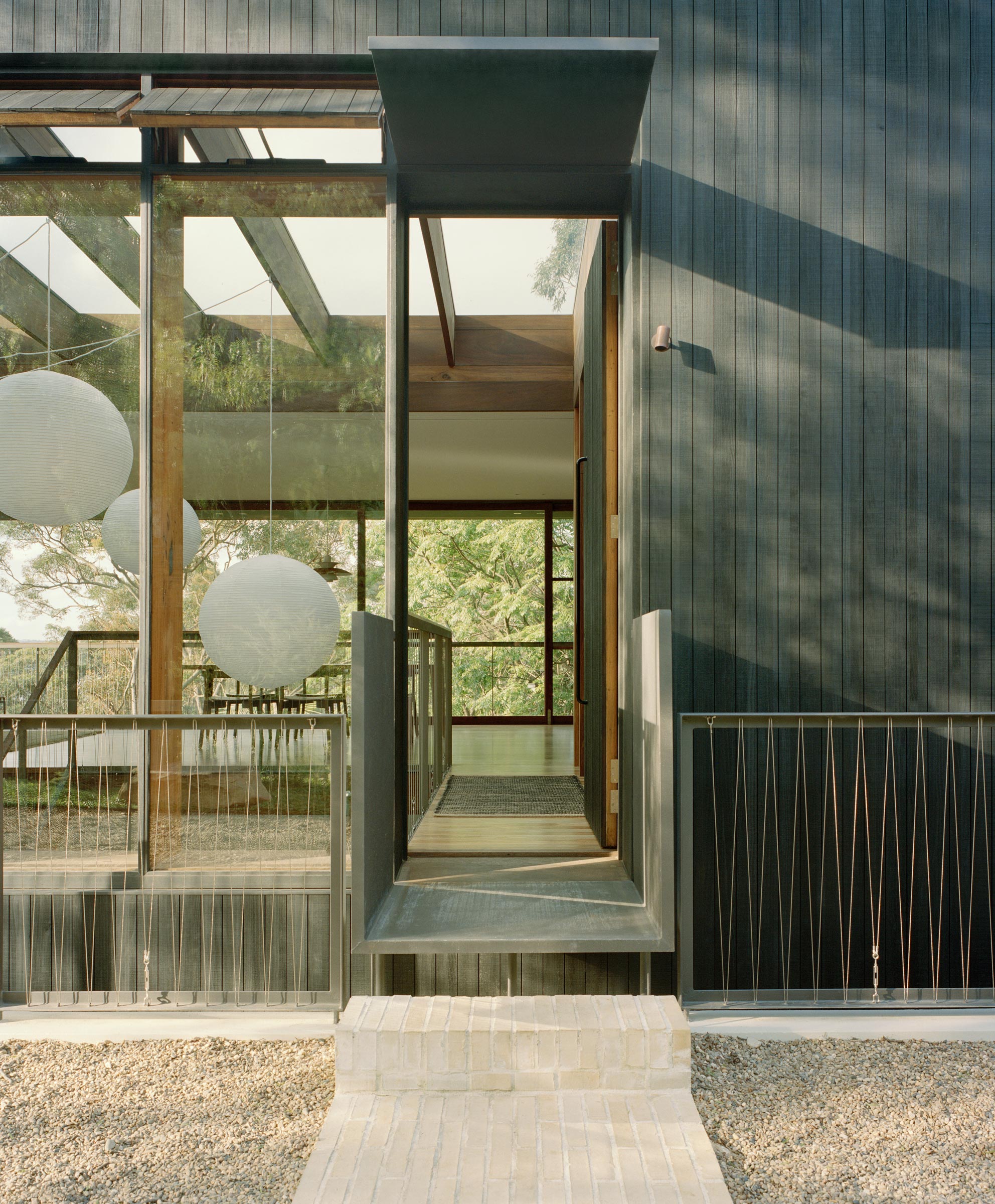 Cloaked House, Mosman - TRIAS